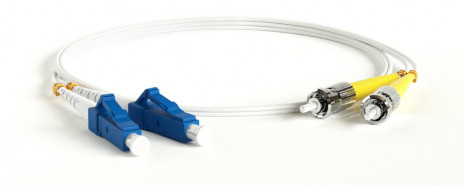 Купить Hyperline FC-D2-9A1-LC/UR-ST/UR-H-3M-LSZH-WH Патч-корд волоконно ...